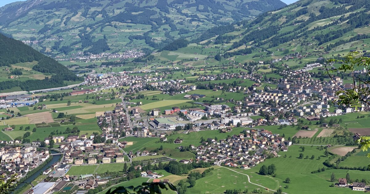 Ibach SZ | Bissig Reisen Carreisen - Städtereisen, Busreisen, Carausflüge