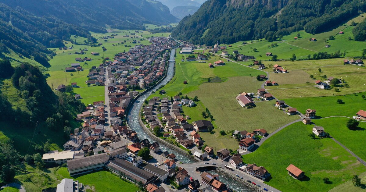 Muotathal | Bissig Reisen Carreisen - Städtereisen, Busreisen, Carausflüge